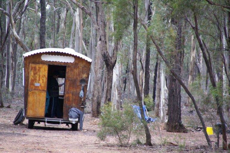 The Pedlar’s Caravan – Tiny House Swoon
