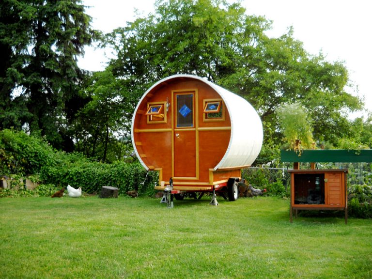 Hand Made Gypsy Wagon – Tiny House Swoon