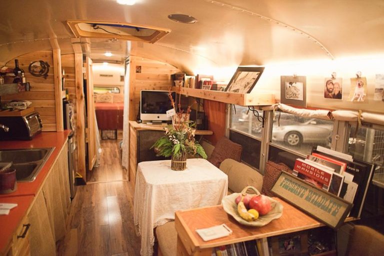 Bluebird Bus Conversion – Tiny House Swoon