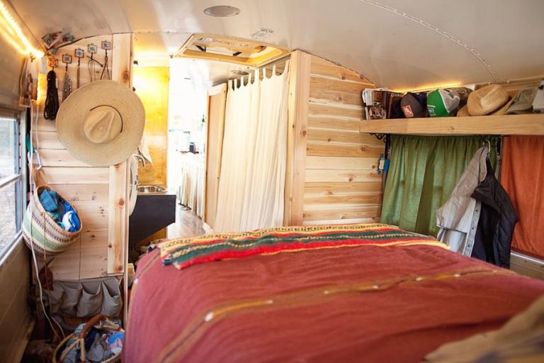 Bluebird Bus Conversion – Tiny House Swoon