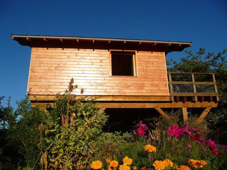 The Hut – Tiny House Swoon