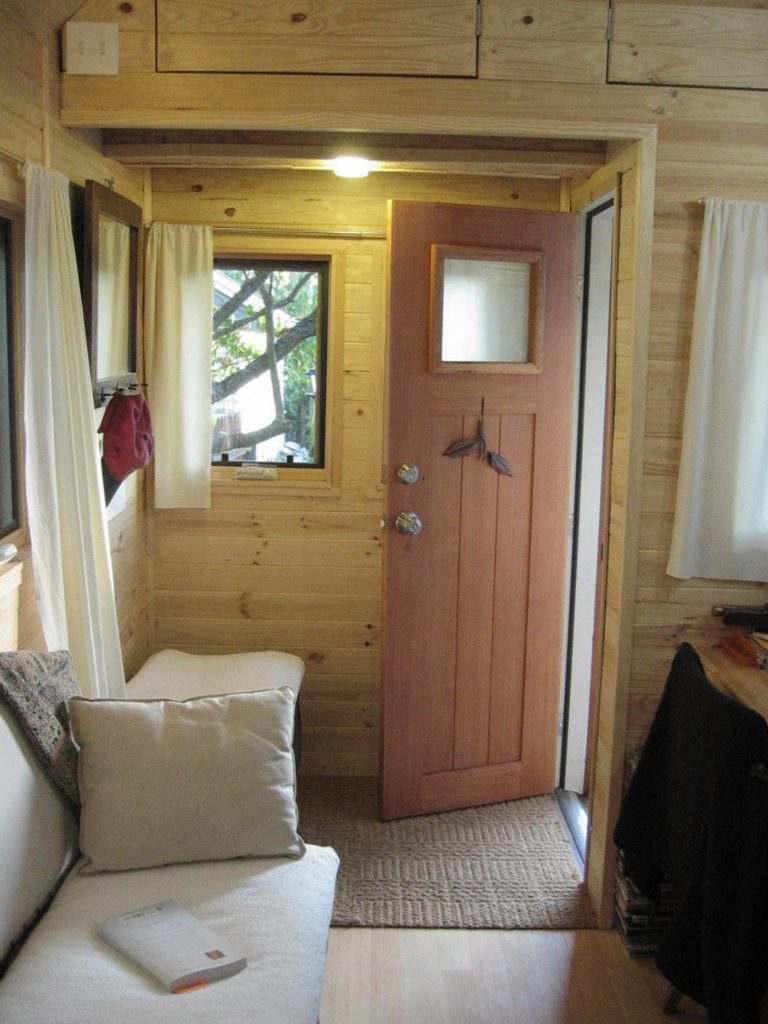 Mini Mobile Cottage – Tiny House Swoon