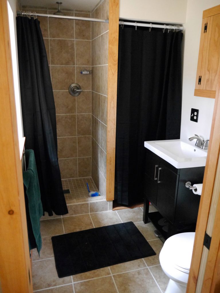 Chris’s Bodega – Tiny House Swoon