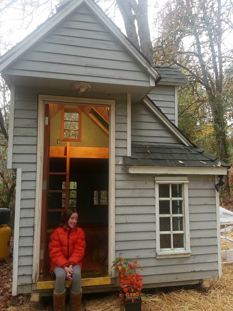 Kid’s Tiny House – Tiny House Swoon
