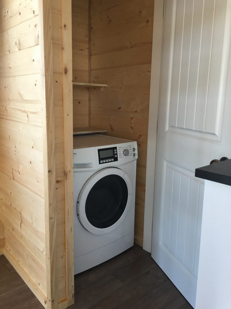 Blue Poco – Tiny House Swoon