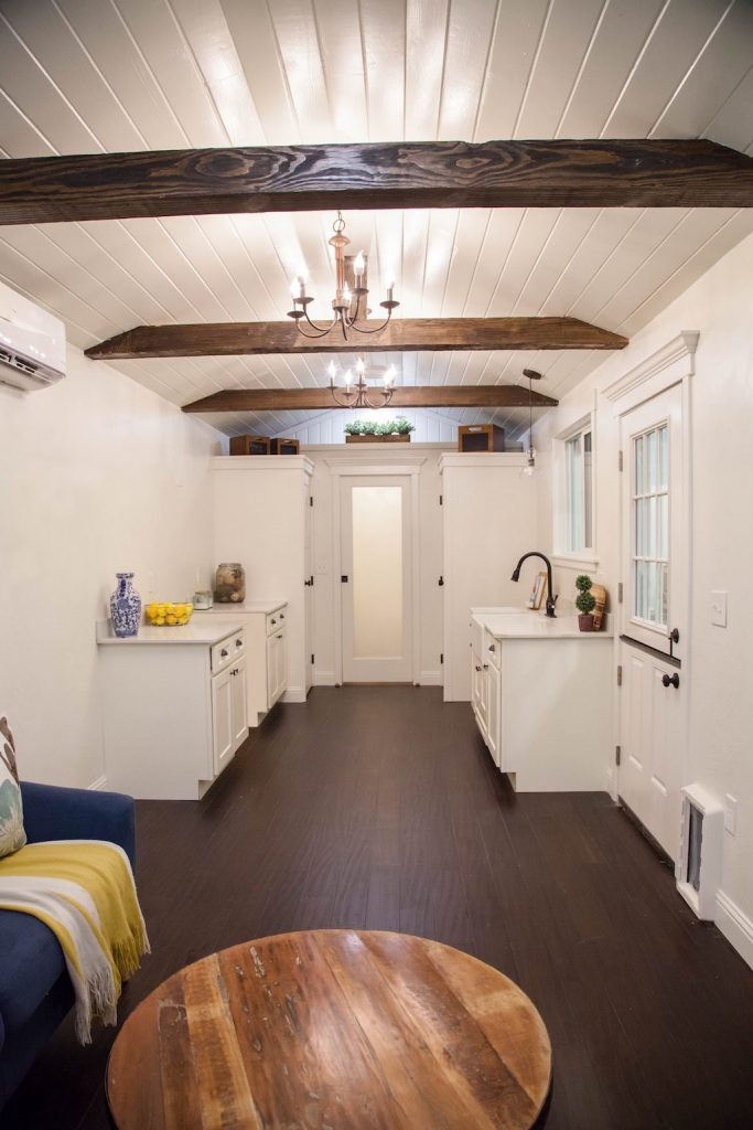 English Cottage – Tiny House Swoon